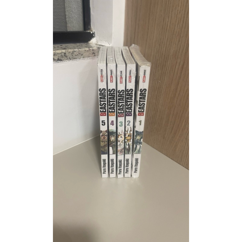 Mangá Beastars - volume 1 ao 5 | Shopee Brasil