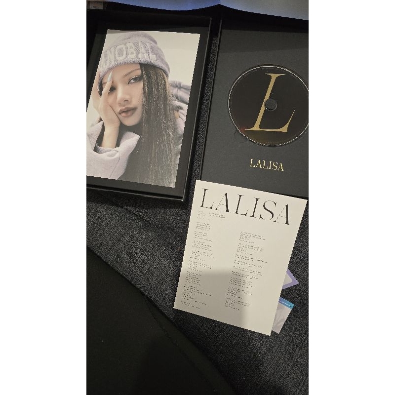 Álbum Lalisa - Lisa Blackpink First Single Album (Completo, com poster ...
