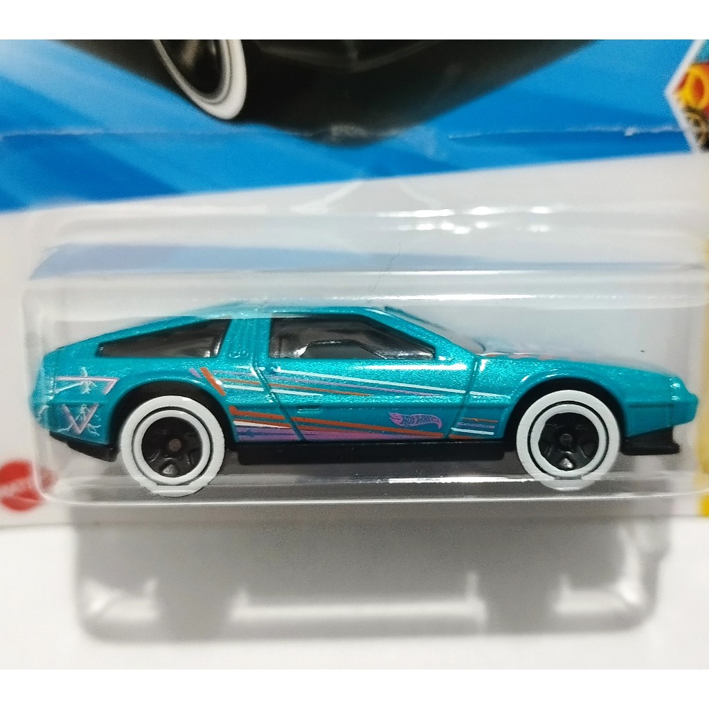 Hot Wheels DMC DeLorean – Estilo retrô que brilha na coleção! Art Cars ...