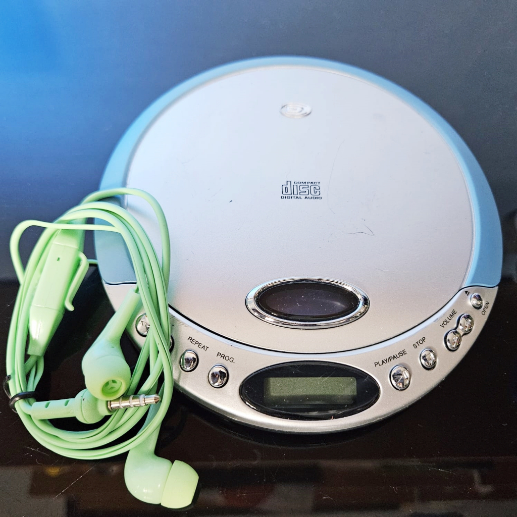 Discman CD Player Lenoxx Durabrand CD-566 | Shopee Brasil
