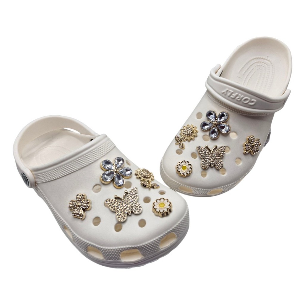Chinelo Babuche e Sandália Casual Feminino Gelo da Corfly Pins Bottons ...