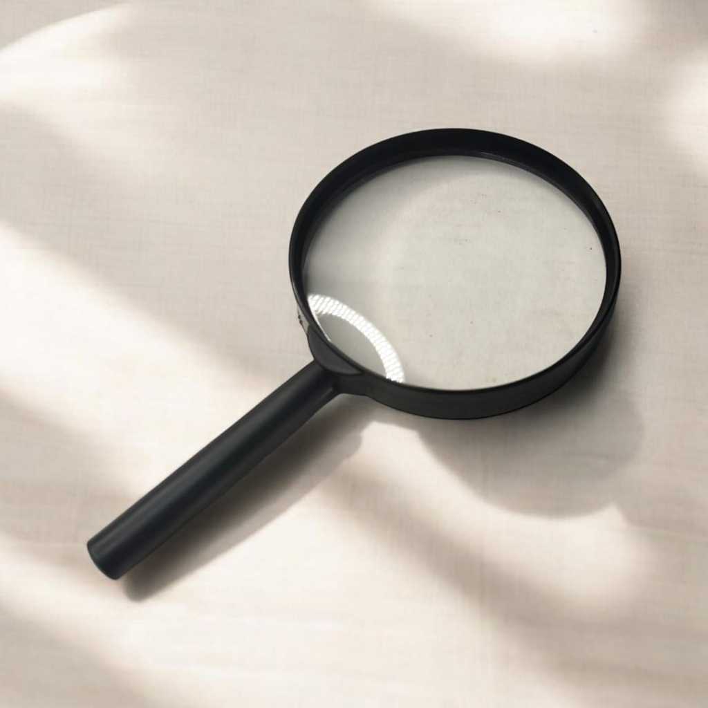 Lupa Preta de Aumento Tokyo Design 7,5cm x15cm Amplia x3 | Shopee Brasil