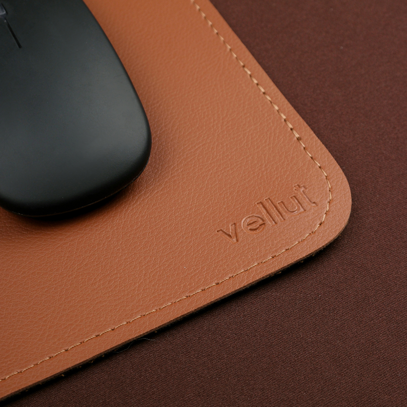 Mouse Pad Premium - Couro Ecológico 20x20 | Shopee Brasil