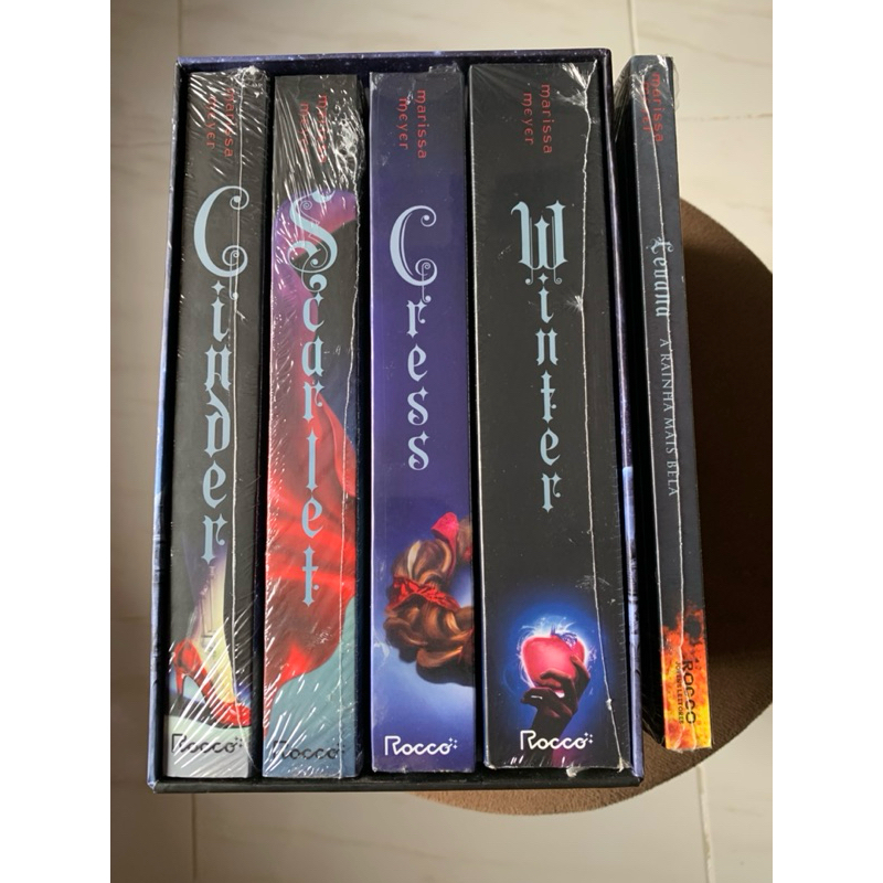 Box de livros As Crônicas Lunares: Cinder + Scarlet + Cress + Winter ...