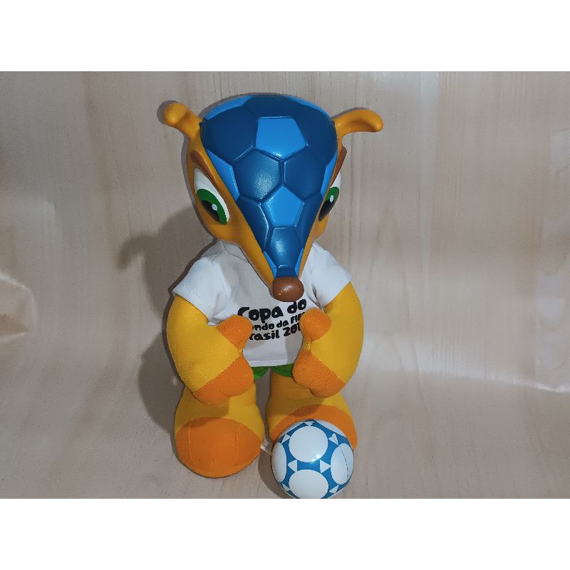 Pelúcia Mascote Fuleco | Shopee Brasil