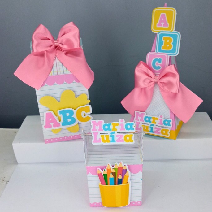Kit de Lembrancinhas Personalizadas Abc Rosa (20 Itens) | Shopee Brasil