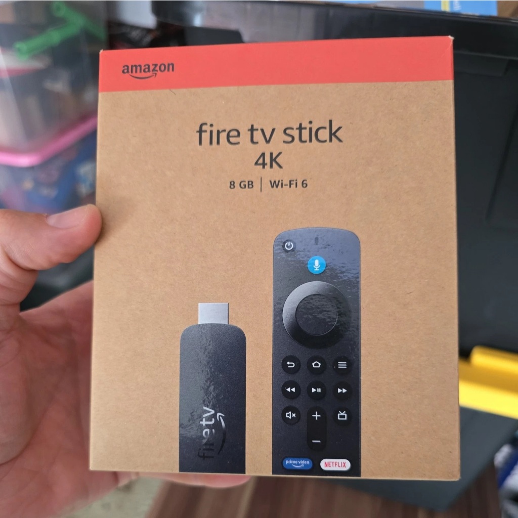 Amazon Fire TV Stick 4K UHD (2ª Geração) 8GB Quad-Core 1,7 GHz Wi-Fi 6E ...