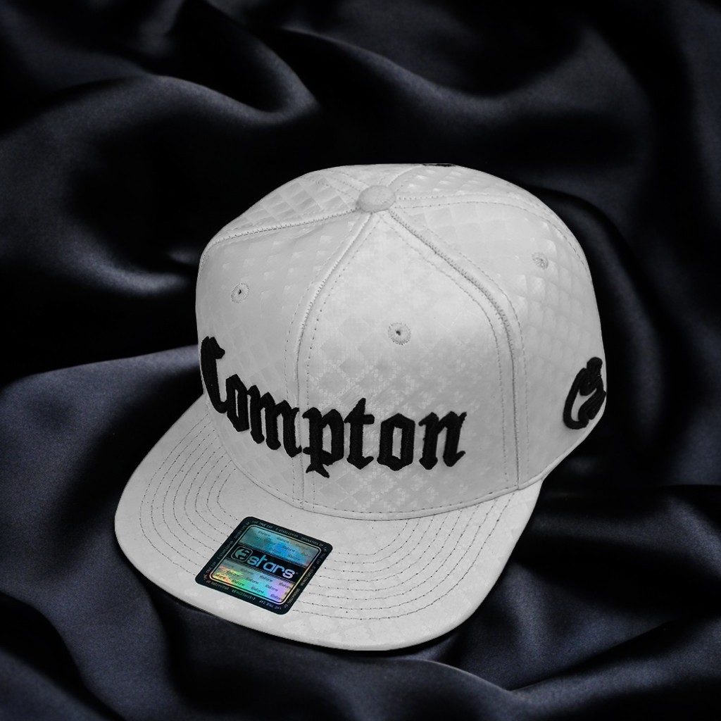 Boné E-stars Compton Underground Snapback Aba Reta Branco | Shopee Brasil