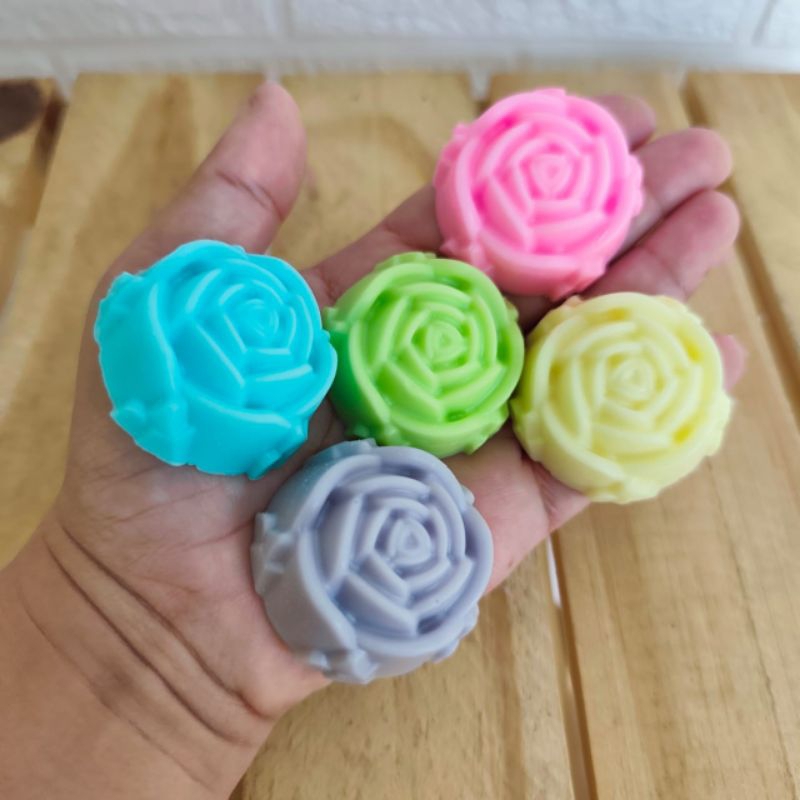 Mini Sabonetes 50 ou 100 unidades/ Lembrancinhas. | Shopee Brasil
