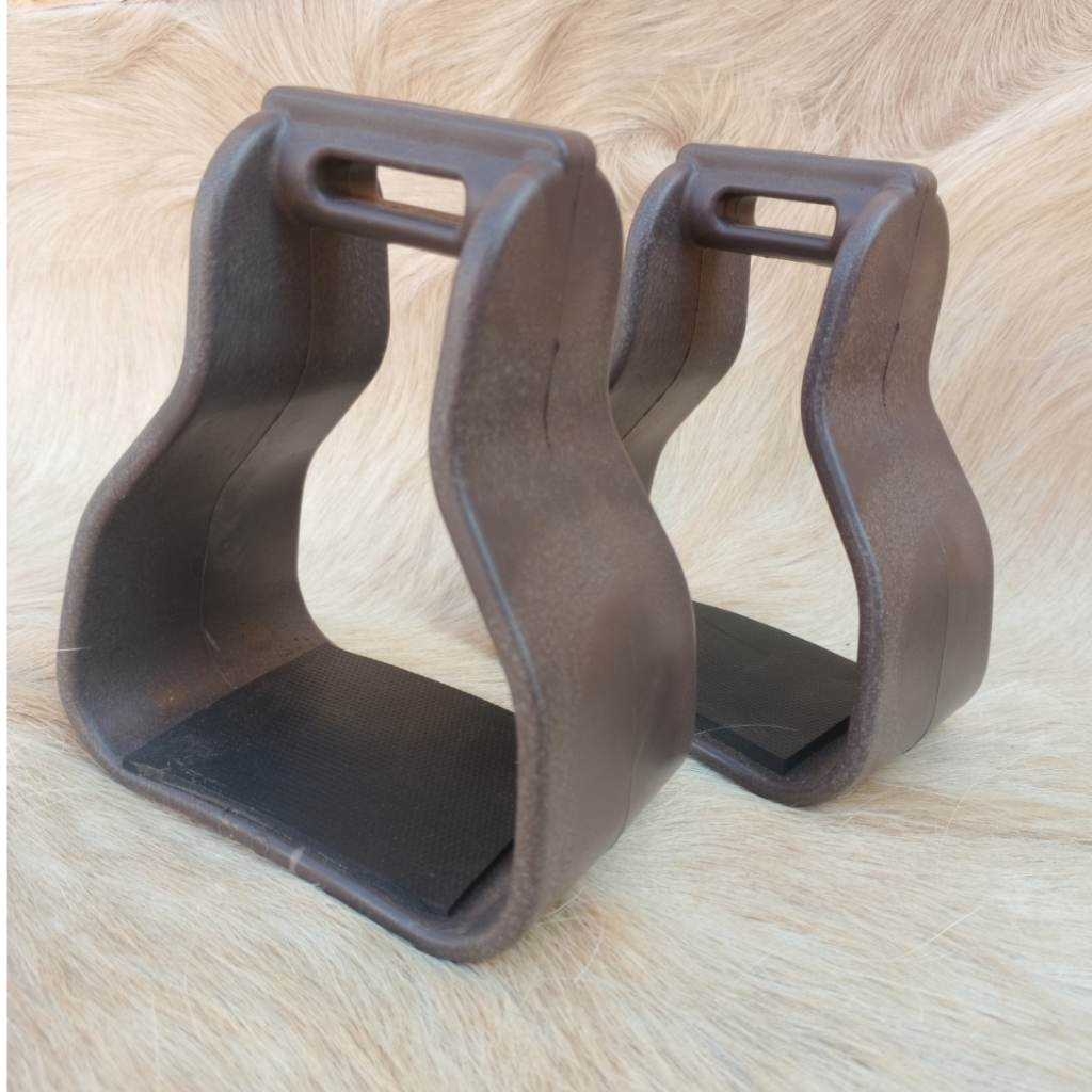 Estribo Largo De Pvc Reforçado Para Sela Montaria Cavalo | Shopee Brasil