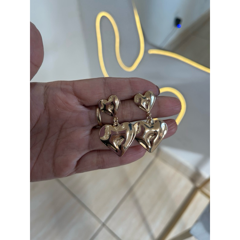Brinco coração duplo martelado banhado no ouro 18 k | Shopee Brasil