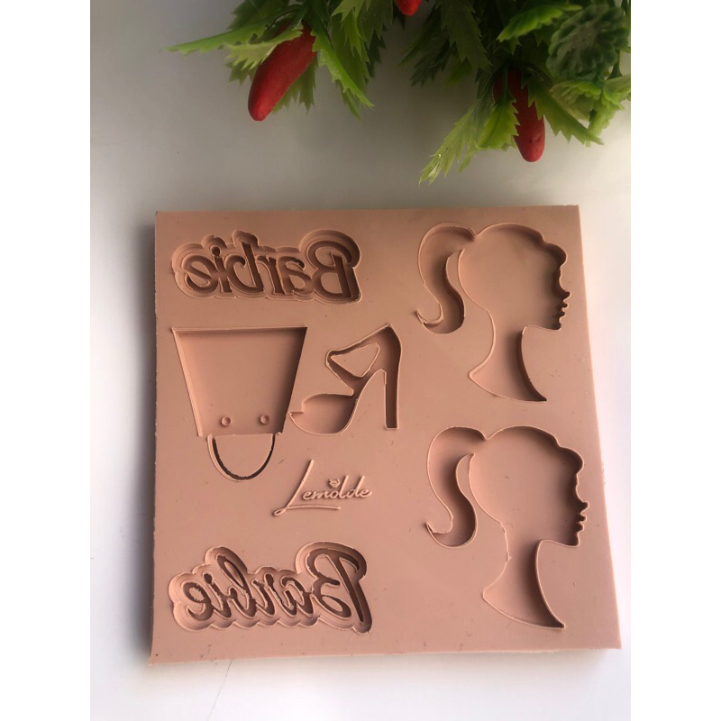 Molde de Silicone Barbie | Shopee Brasil