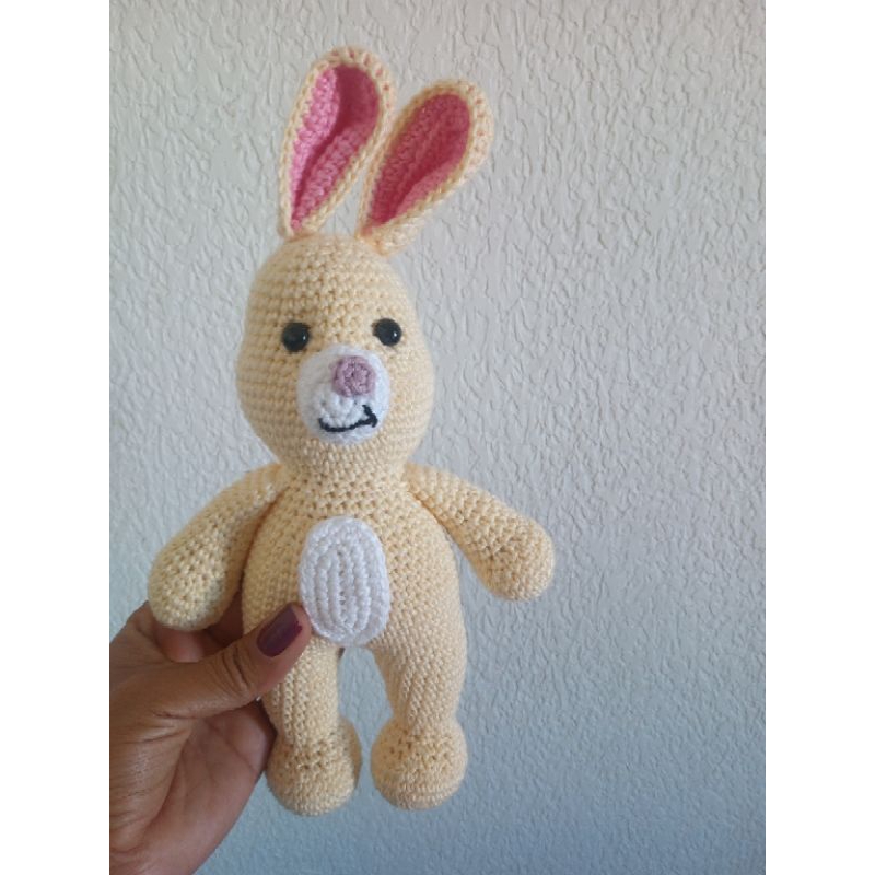Coelho Abel da turma do ursinho Pooh em amigurumi | Shopee Brasil