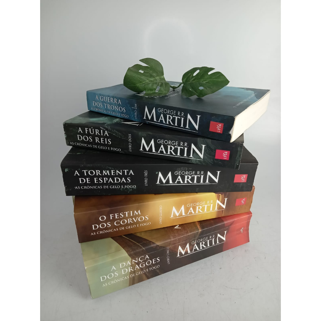 Livro As Cronicas De Gelo E Fogo George R R Martin Shopee Brasil