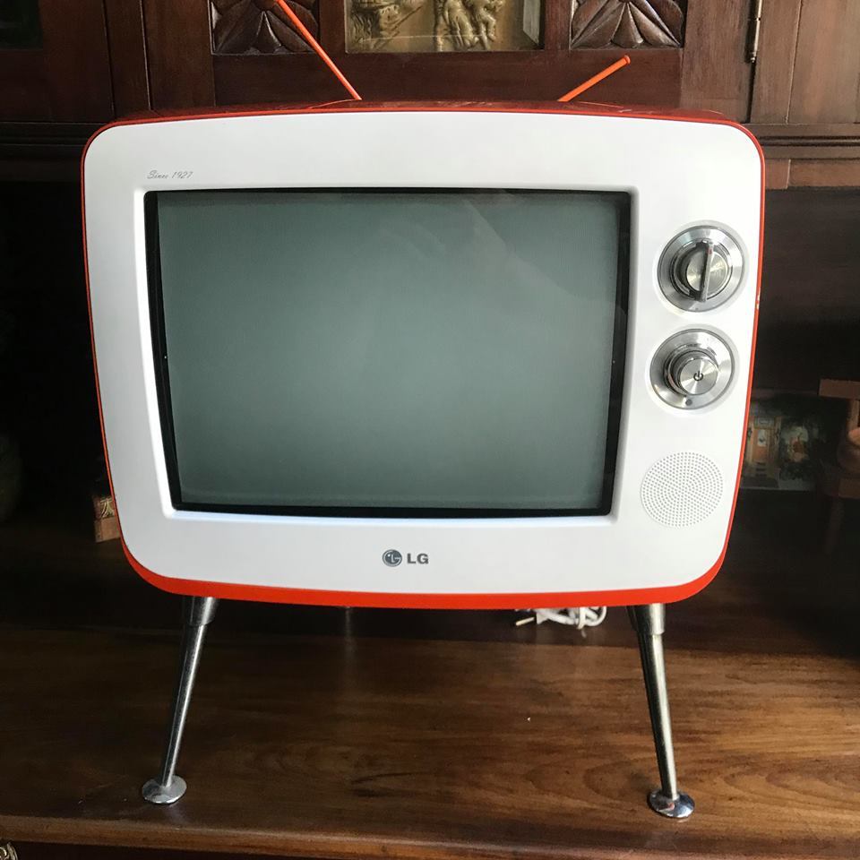 TV LG Retrô 14" Edição Colecionador | Shopee Brasil