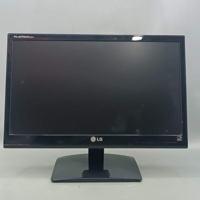 Monitor LG 20' (C/ defeito) | Shopee Brasil