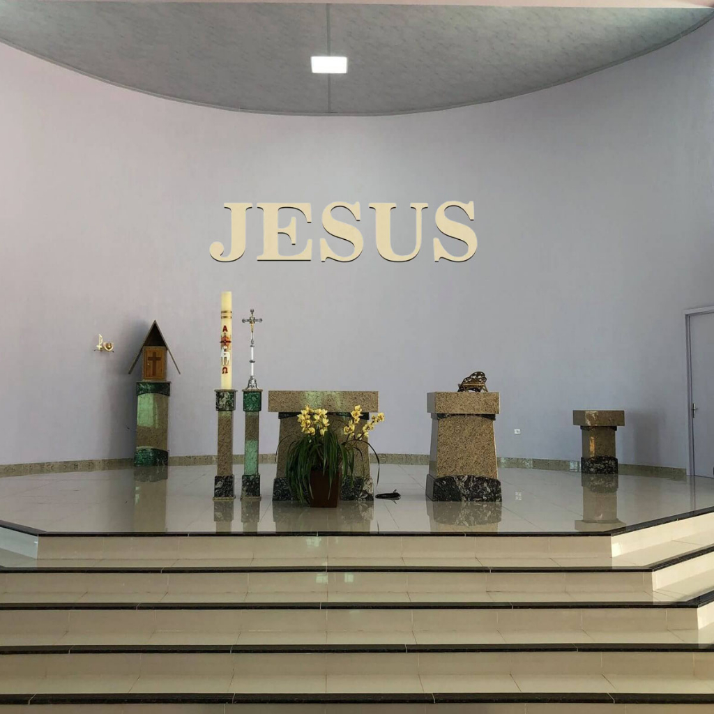 Letreiro Jesus Parede 40 Cm Cada Letra Igreja Religioso | Shopee Brasil