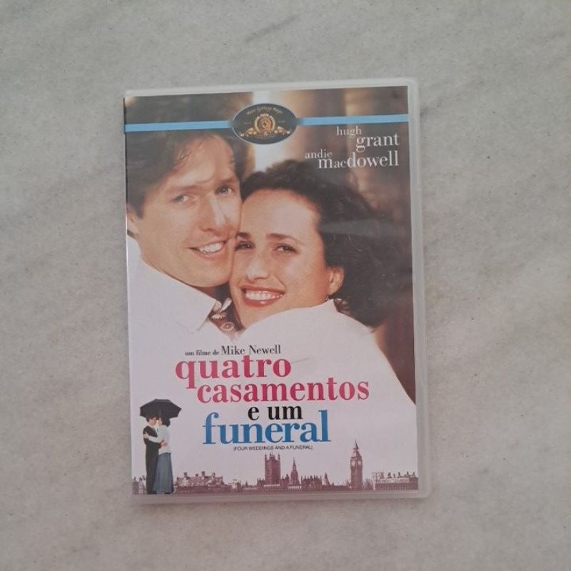 Quatro Casamentos e Um Funeral - DVD | Shopee Brasil