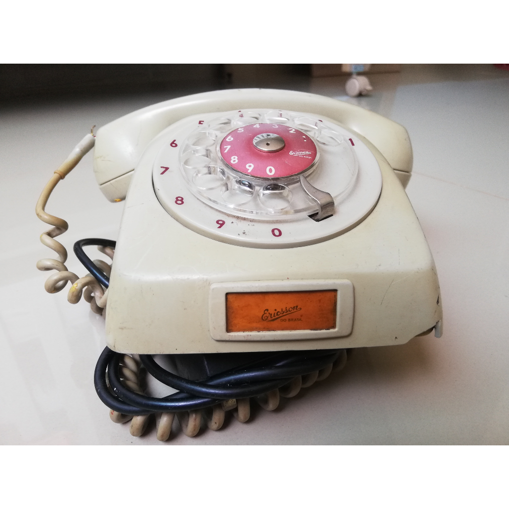 Telefone fixo retrô vintage classic discagem circular Anos 80 Ericsson ...