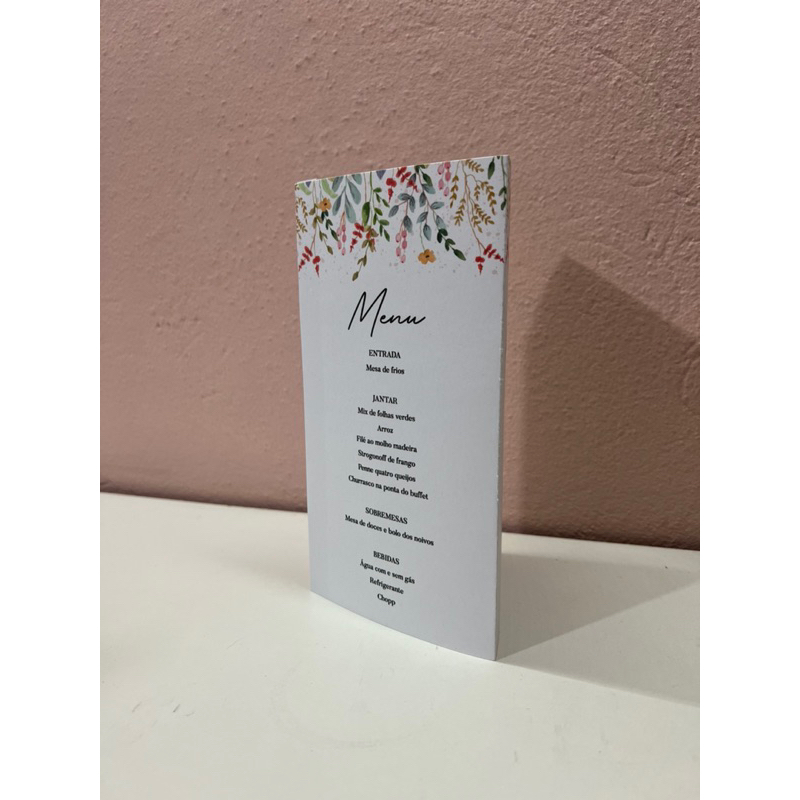 Menu triangular de mesa | Cardápio triangular | Shopee Brasil