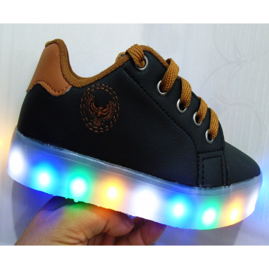 Tenis de luzinha led menino e menina solado acende passeio e dia a dia ...