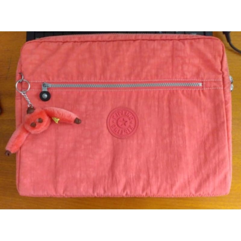 Pasta Notebook 15 polegadas Kipling Original (usada 1vez) | Shopee Brasil