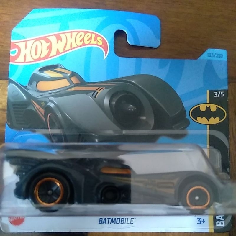 hotwheels Batmobile. | Shopee Brasil