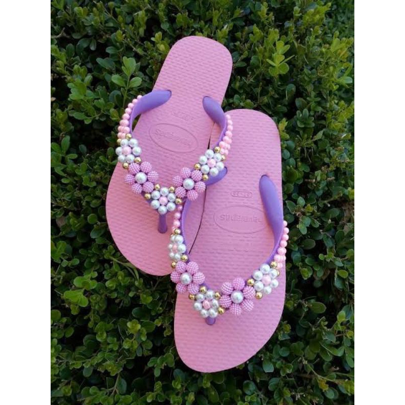 Chinelo customizado , estilo floral , rosa e roxo. | Shopee Brasil