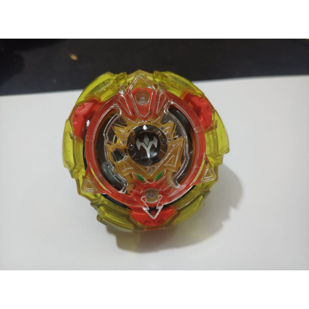 Beyblade burst Takara Tomy Screw Trident | Shopee Brasil