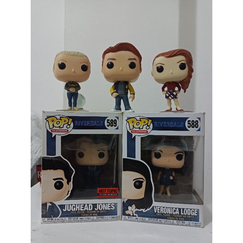 Funko Pop Riverdale - Jughead Jones, Veronica Lodge, Archie Andrews ...