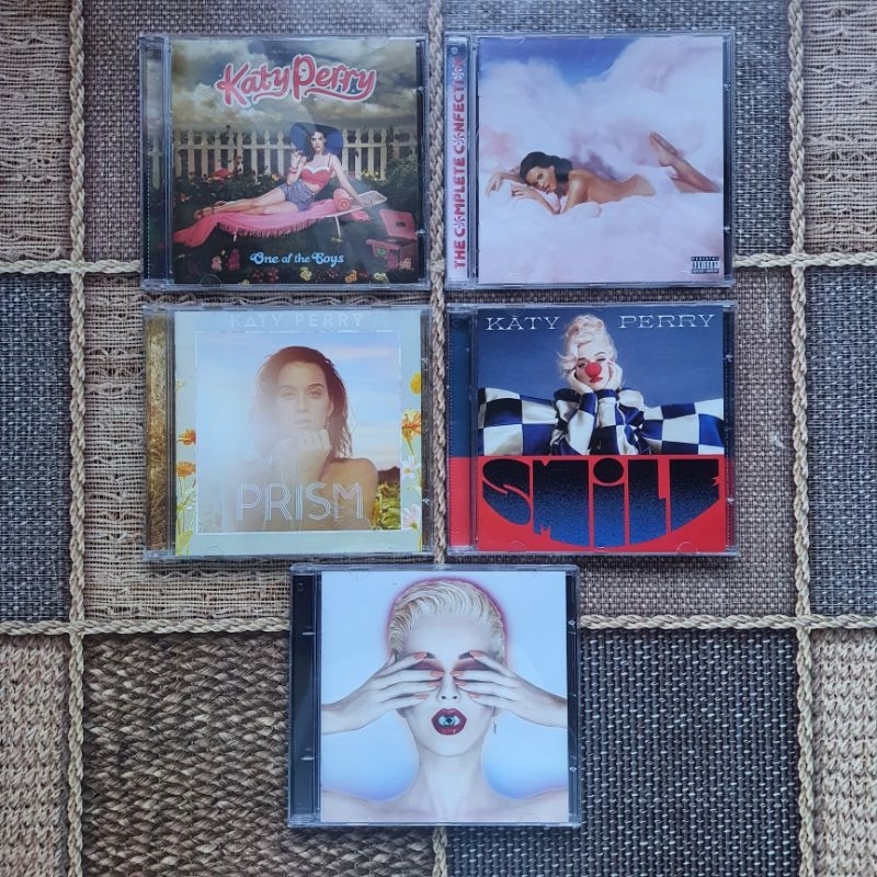 Coleção de CD's Katy Perry | Shopee Brasil