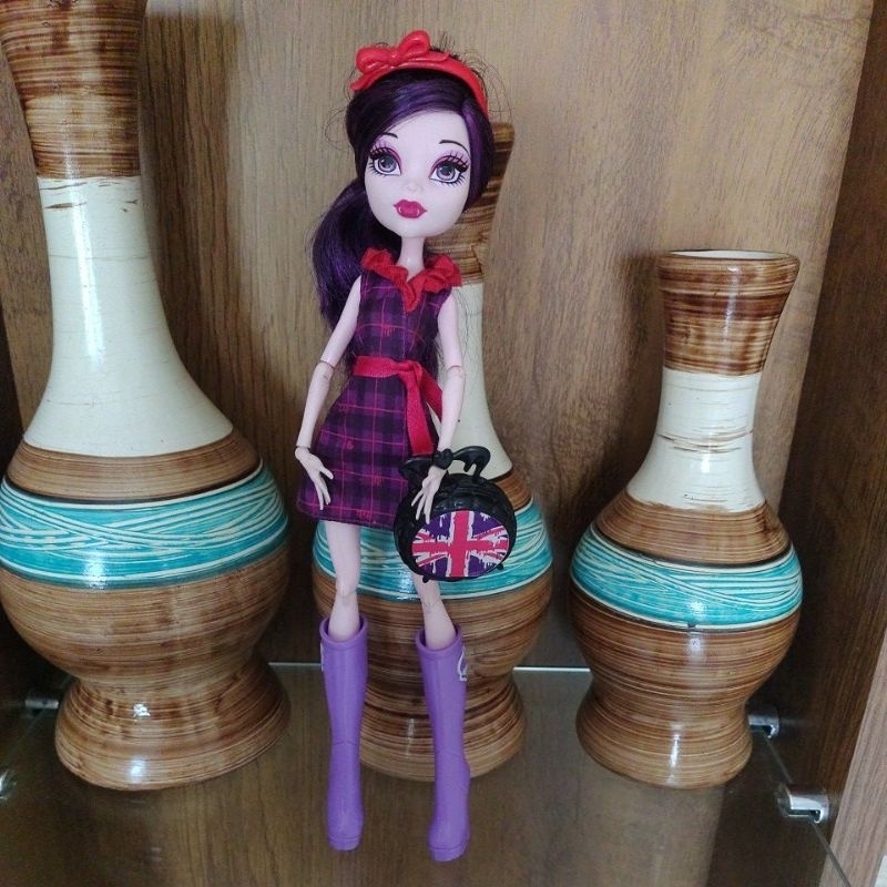 Monster High Elissabat in London leia descrição | Shopee Brasil
