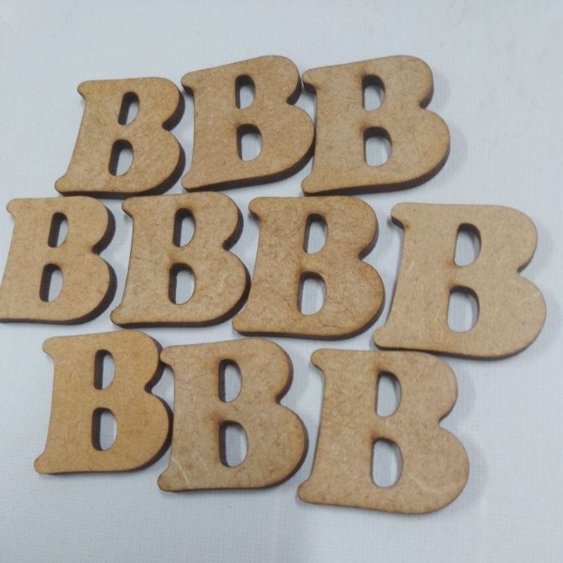 Letra B Cooper Black 10 unidades mdf | Shopee Brasil