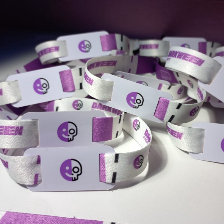 Pulseiras para festas/eventos Personalizadas em Tecido com TAG | Shopee ...