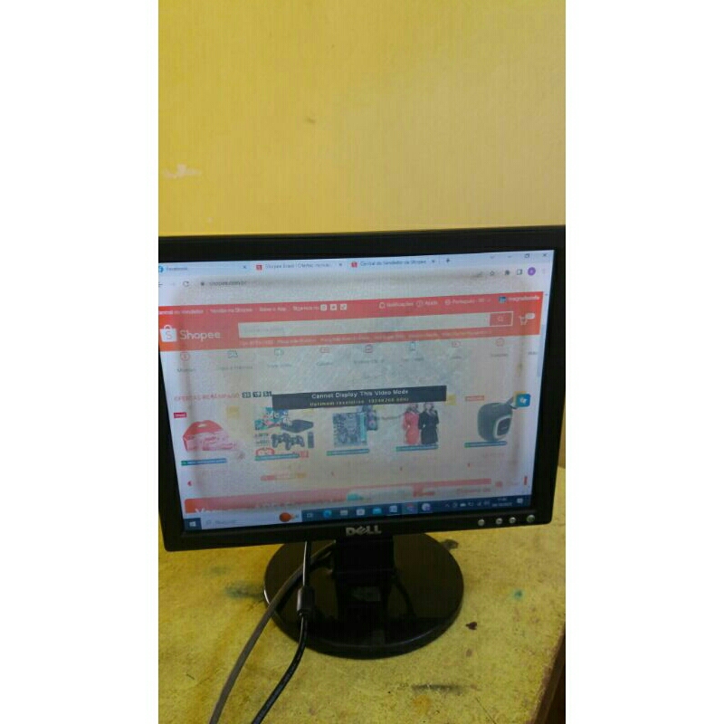Monitor Dell 15" C/mancha na tela | Shopee Brasil