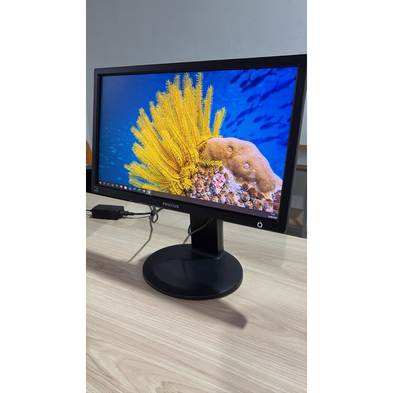 Monitor 20 polegadas vga e dvi com adaptador Hdmi | Shopee Brasil