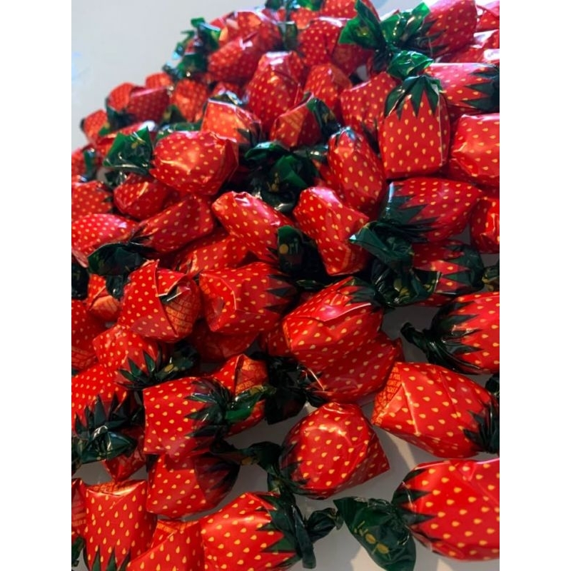 Bala de morango | Shopee Brasil