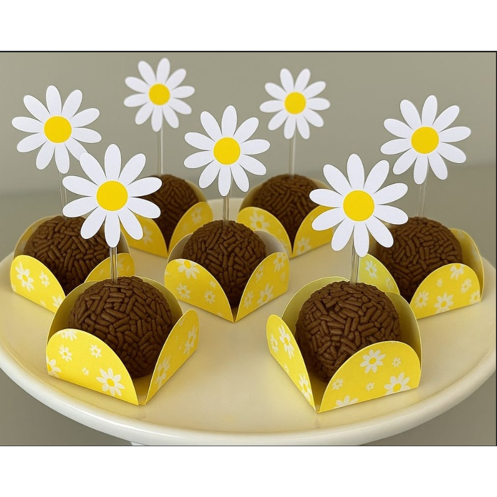 Forminha de doces tema Margarida com topper de Margarida | Shopee Brasil