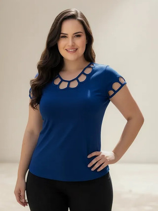 Blusa Plus Size Feminina Com Detalhe Fresquinha, Bata Lisa Gola Redonda ...