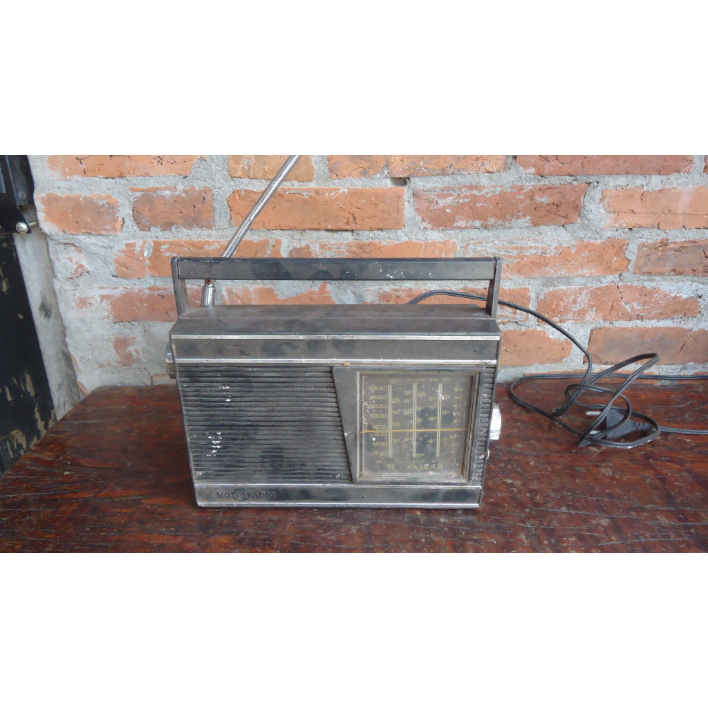 com defeito antigo radio motoradio 6 faixas 110 volts | Shopee Brasil