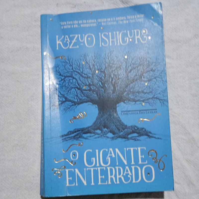 O Gigante enterrado Kazuo Ishiguro | Shopee Brasil