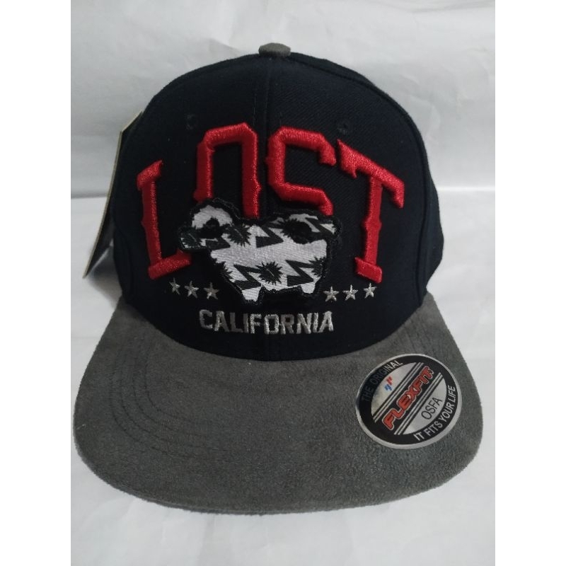Boné Lost abá reta. | Shopee Brasil