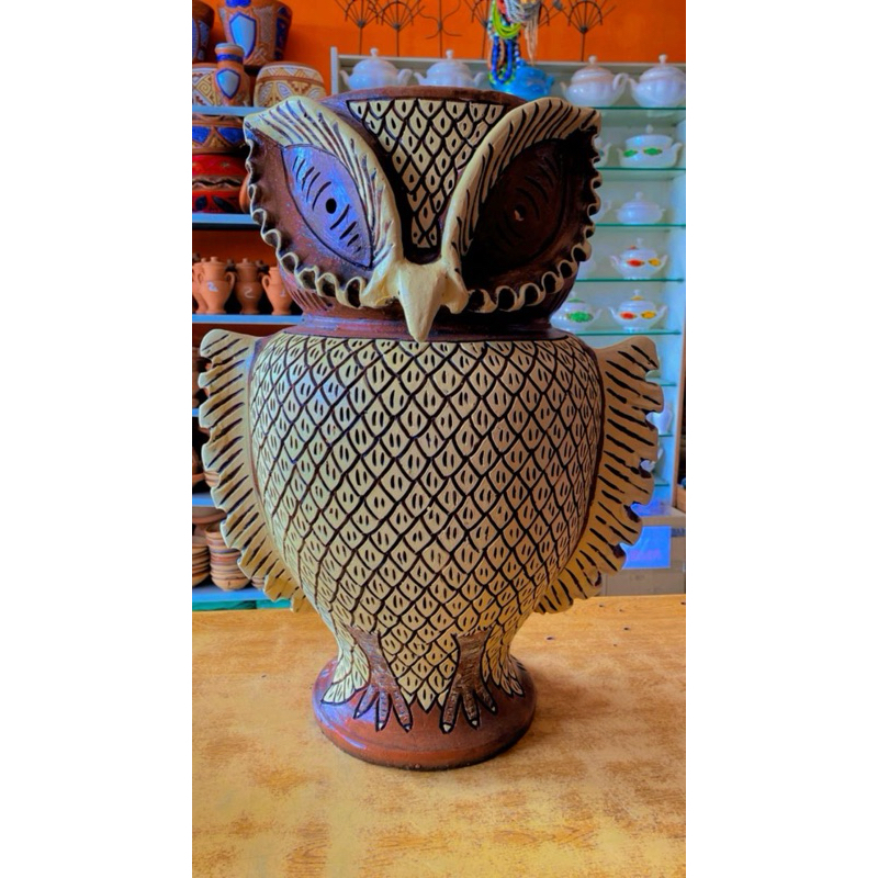 Coruja de barro. | Shopee Brasil
