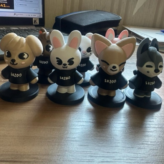Skzoos miniatura em 3D stray kids idol kpop skzoo | Shopee Brasil