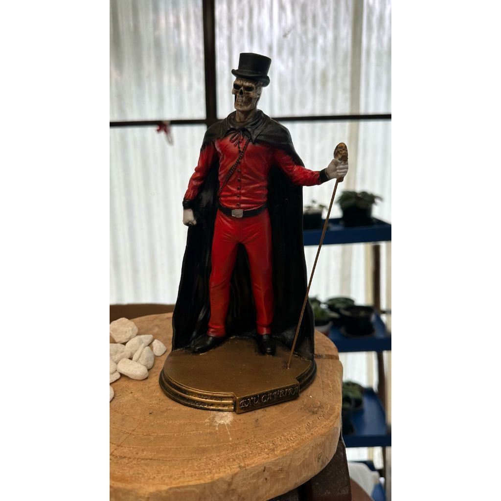 Imagem de Exu Caveira em resina 25 cm | Shopee Brasil