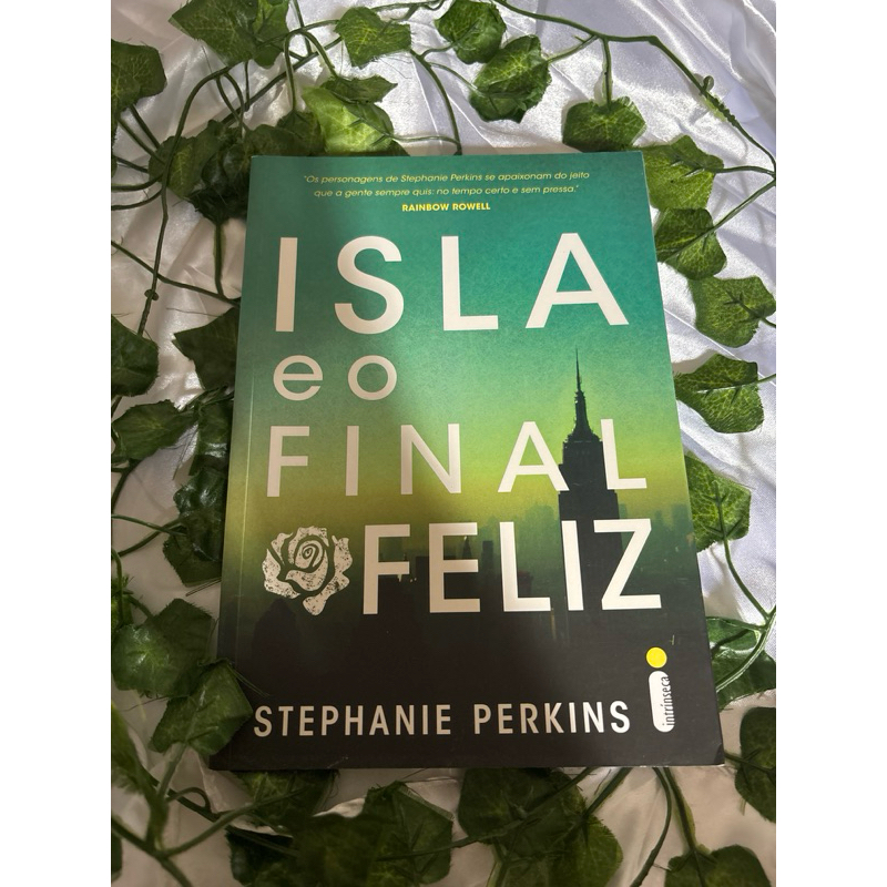 Isla e o Final Feliz - Livro | Shopee Brasil