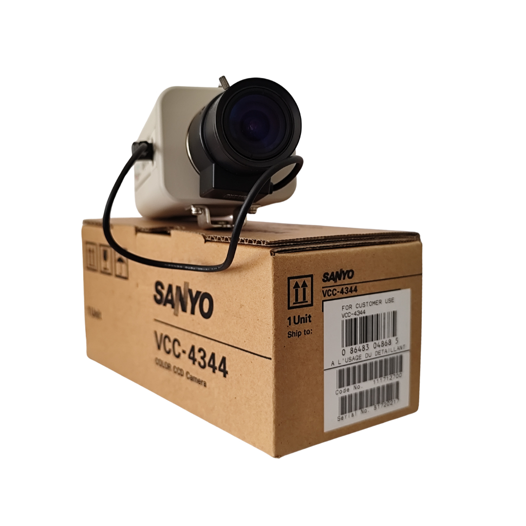 Camera Box Color Modelo VCC-4344 Marca Sanyo com lente Varifocal Auto ...