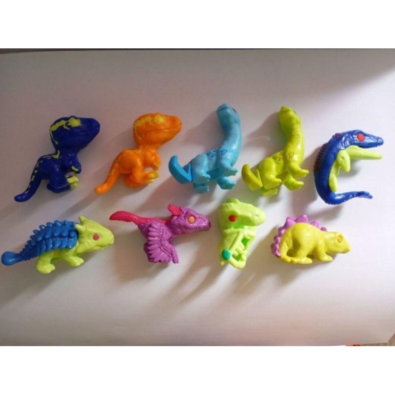 Jurassic World Kinder Joy | Shopee Brasil