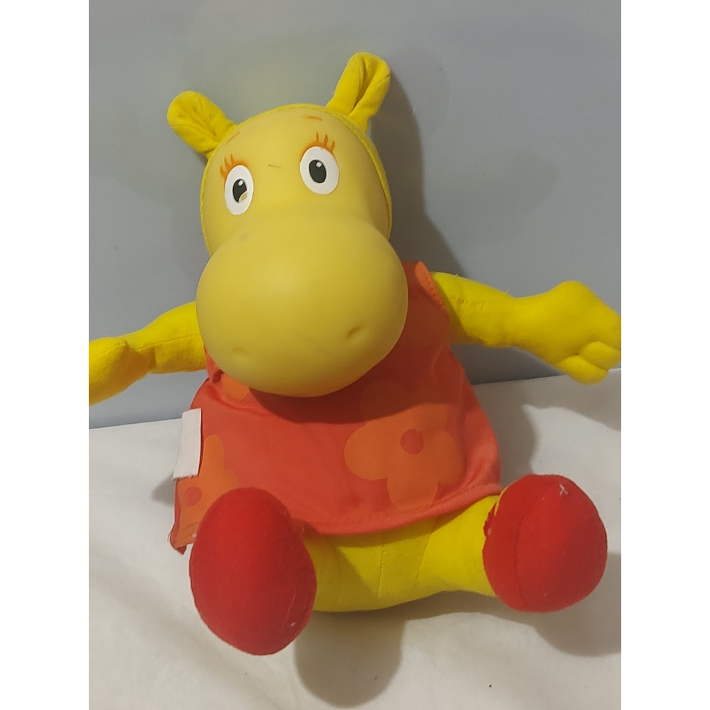 BONECA PELUCIA TASHA BACKYARDIGANS - 33CM | Shopee Brasil