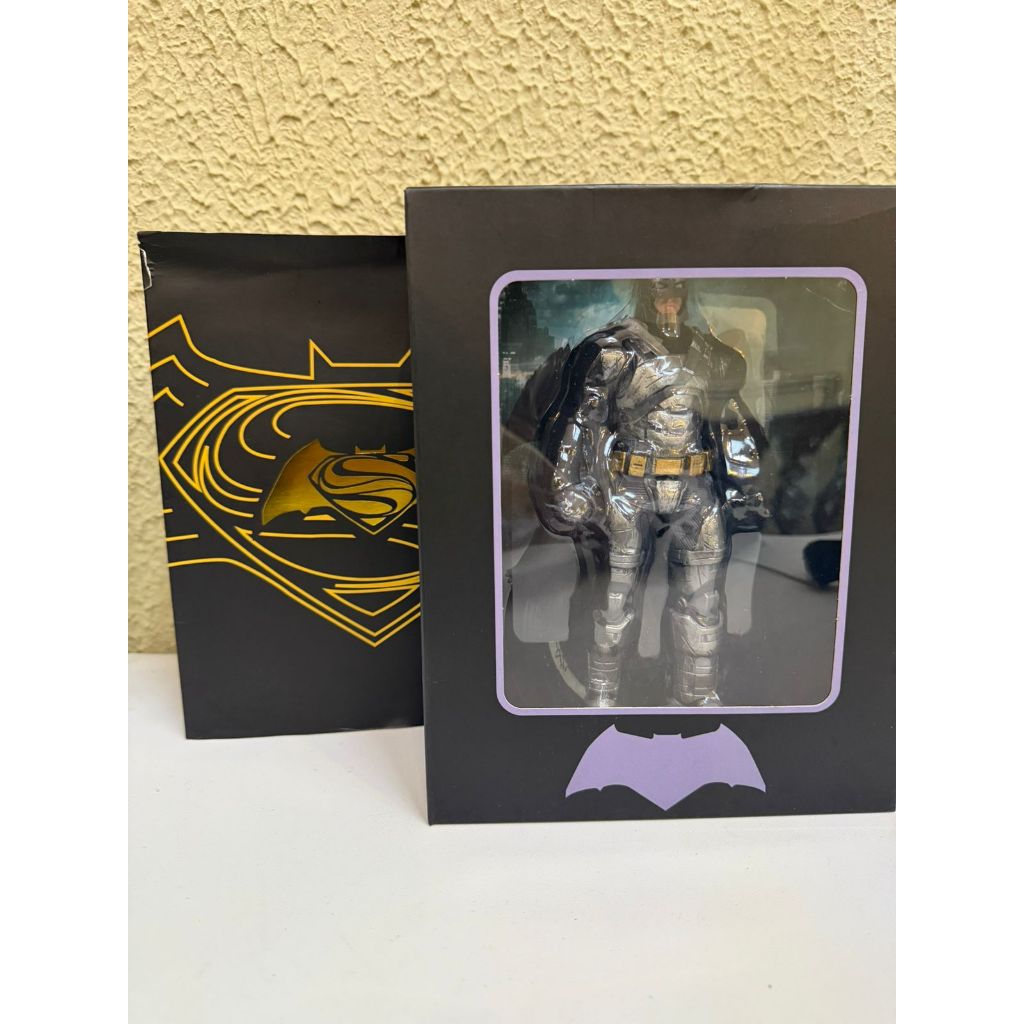 Batman Base Iluminada DC Comics | Iron Studios - Action Figure 1:10 ...